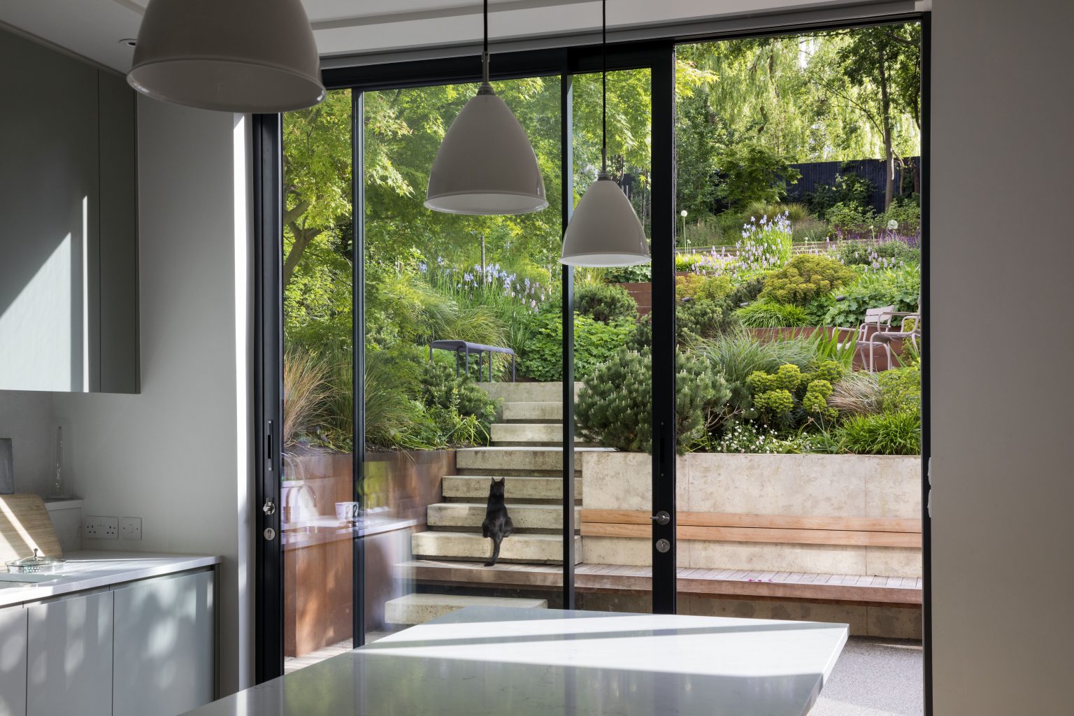 London Homes Garden Design Insights | Sara Jane Rothwell